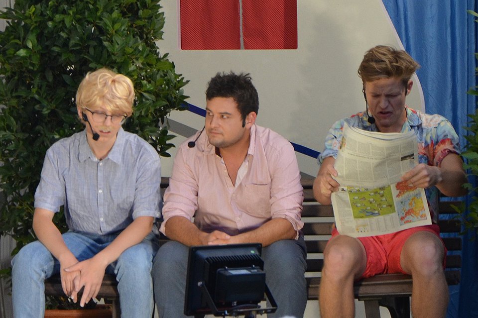 Warum klauen wir nicht gleich die ganze Bank? - Spassegger Theater